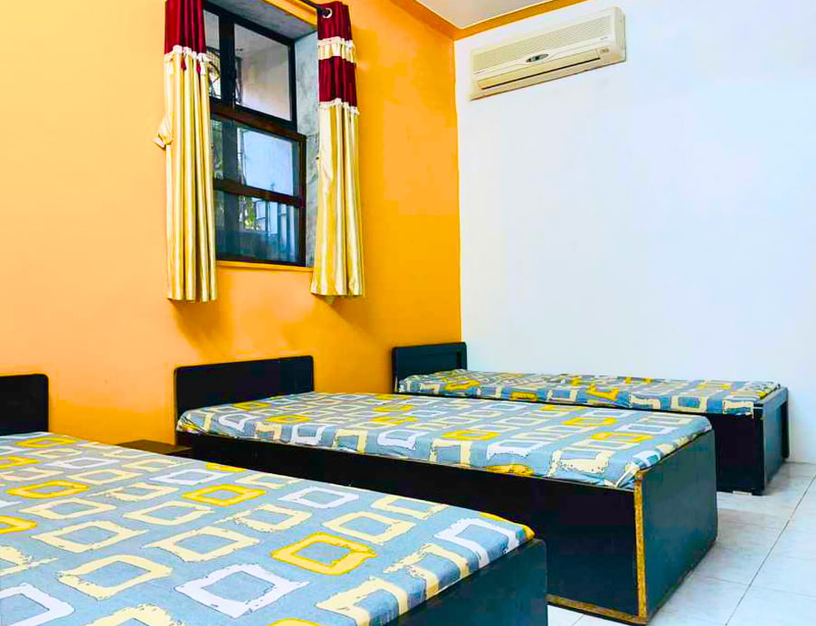 Dreamers Nest PG Kakinada | Luxury AC & Non-AC Rooms Near Aditya College